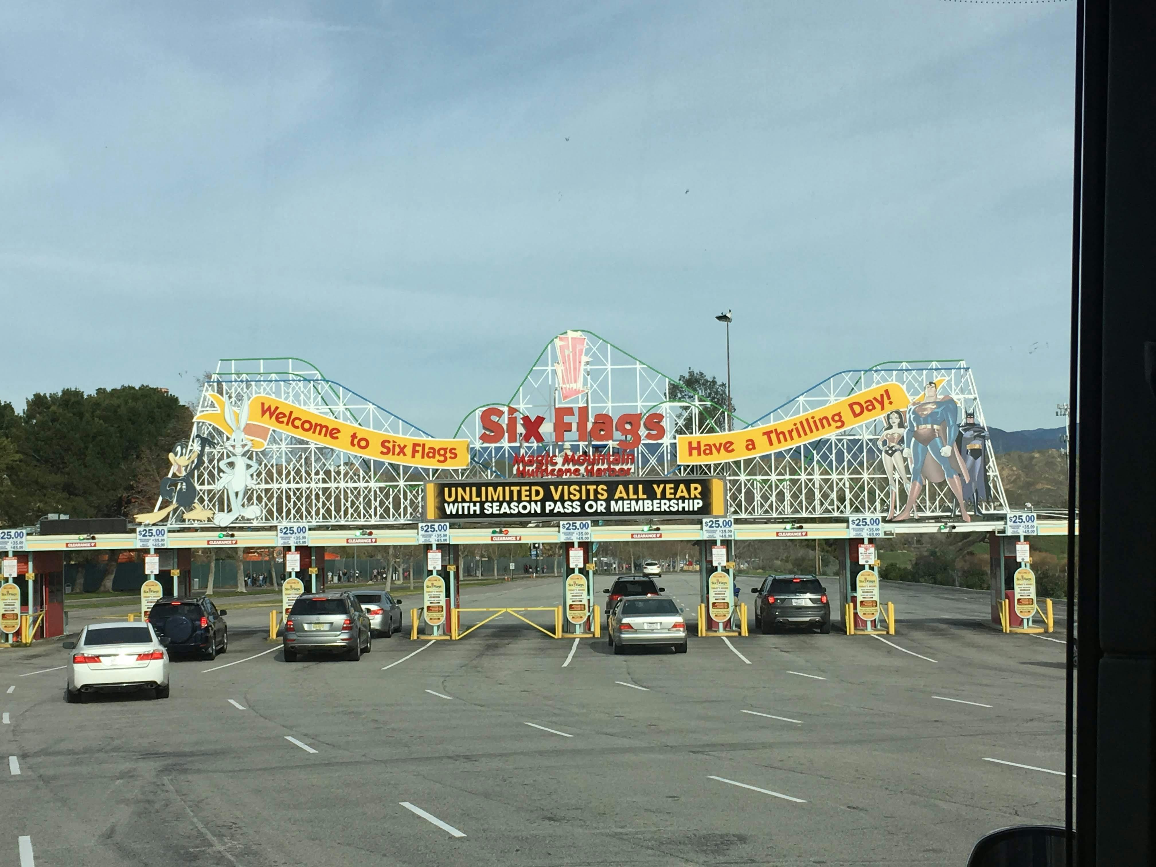 UNIVERSAL E SIX FLAGS | Caia no Mundo