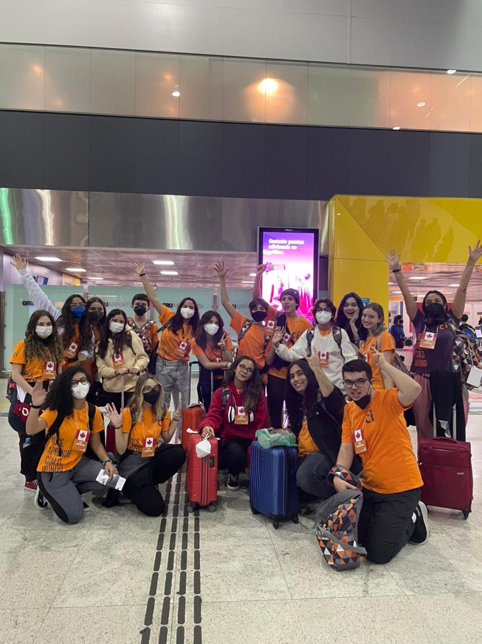 Grupo oficial 3 em Vancouver | Caia no Mundo