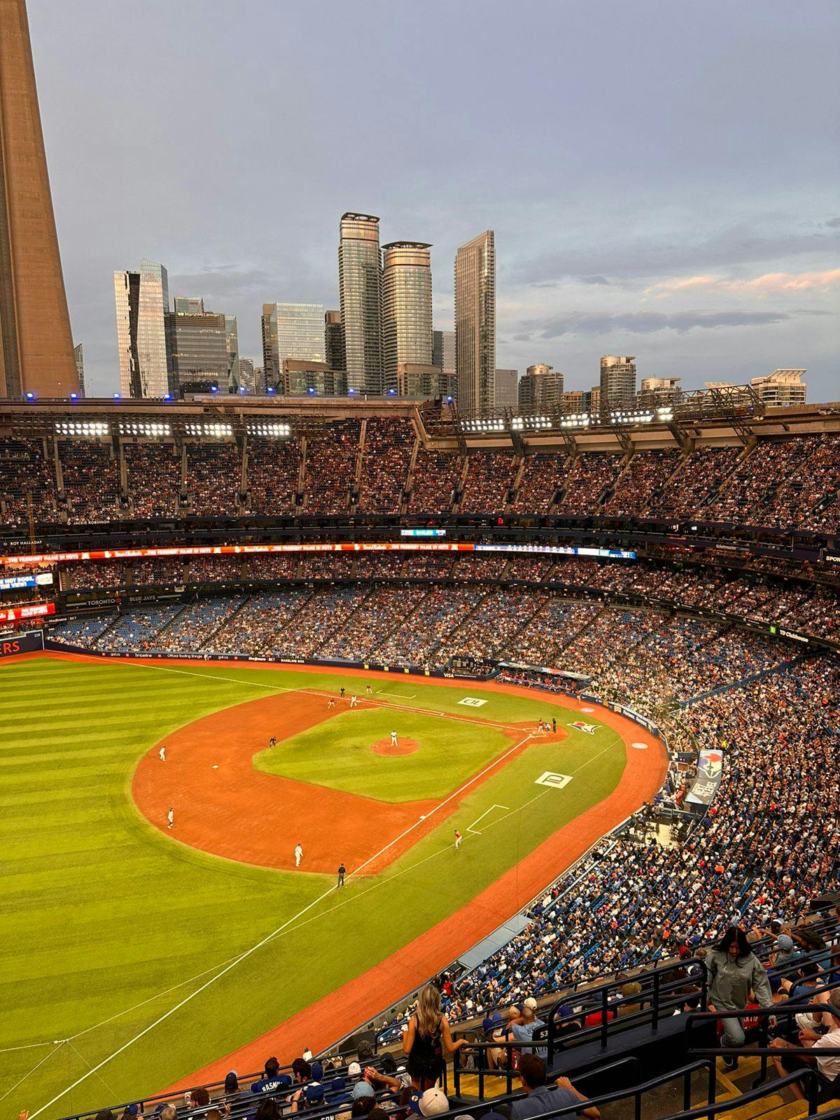 DIA DE BASEBALL POR AQUI | Caia no Mundo